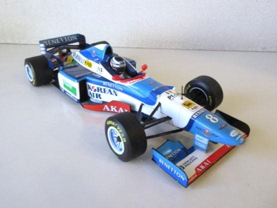 特価 MINICHAMPS (1/18) ベネトン B197