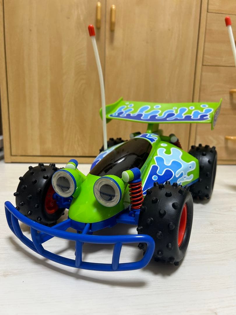 トイストーリーコレクションRC ラジコンカー (水しぶき模様)取扱説明