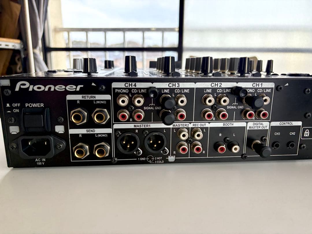 Pioneer DJM-750 DJミキサー