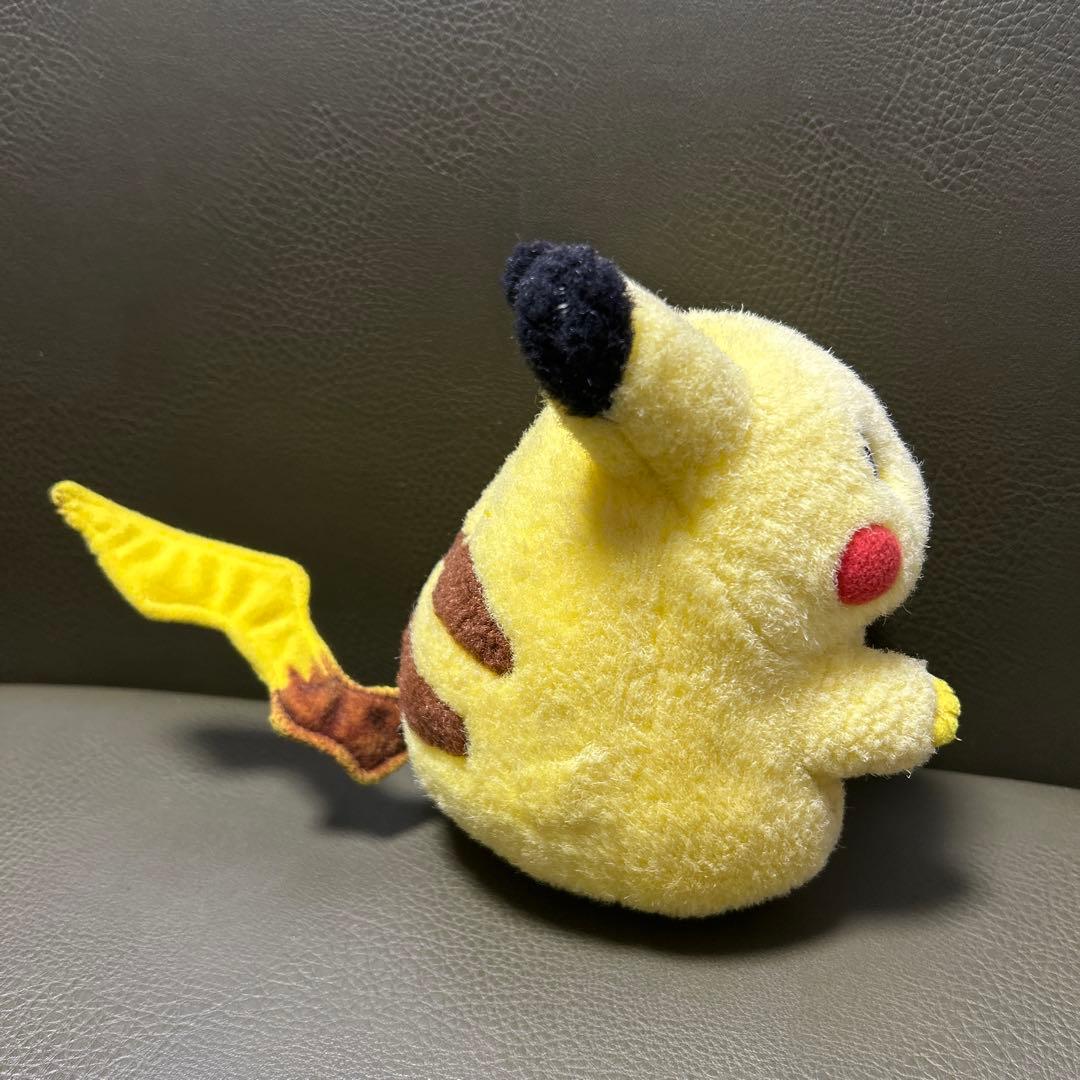 ポケットモンスター ピカチュウ ぬいぐるみ TOMY トミー