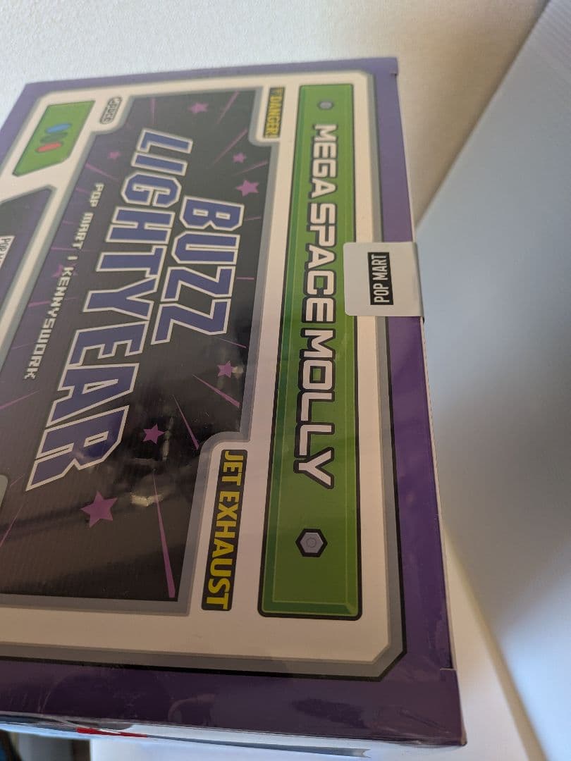 【新品未開封】MEGASPACEMOLLY400% Buzz Lightyear