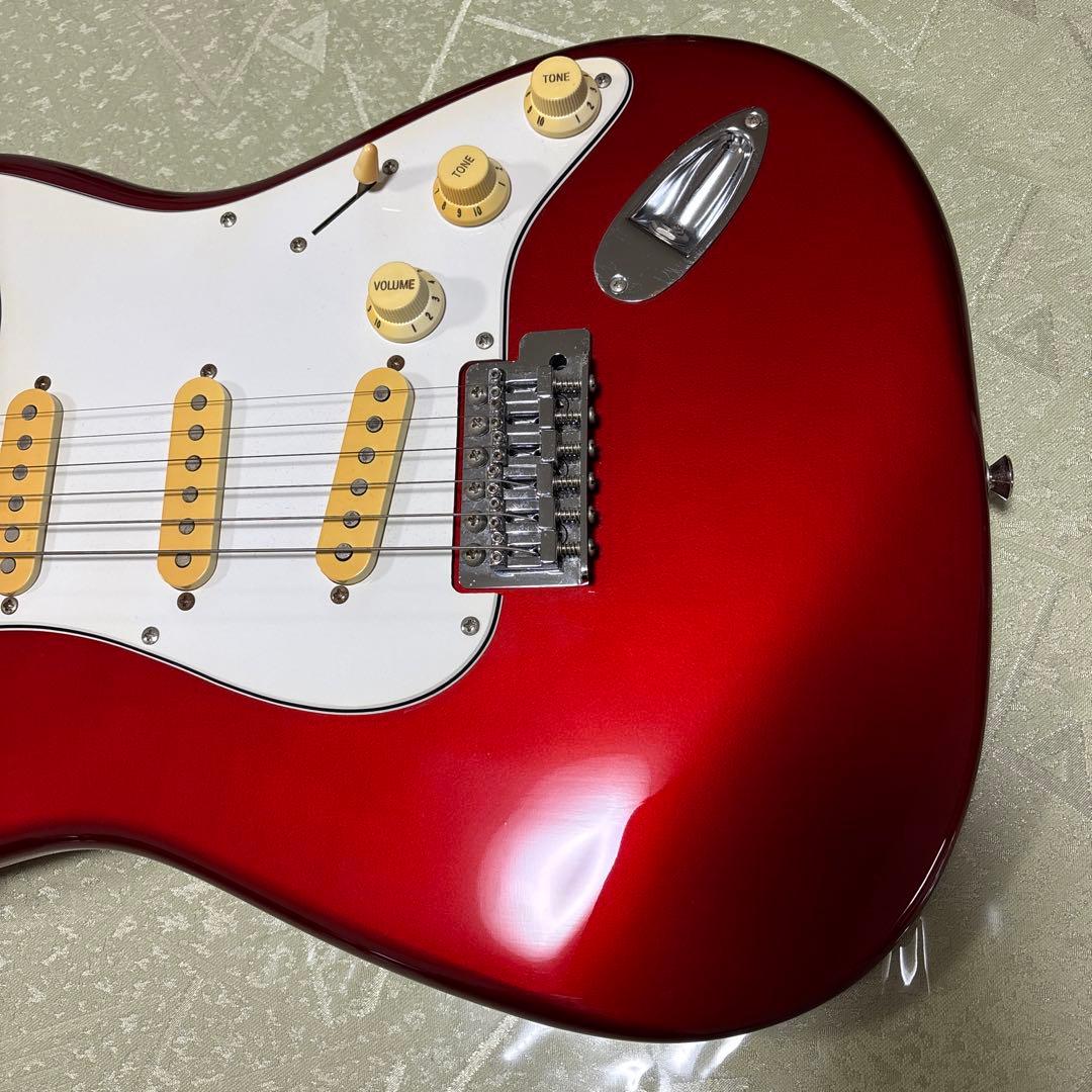 Squier Afinity STRAT(ネックを外して発送)