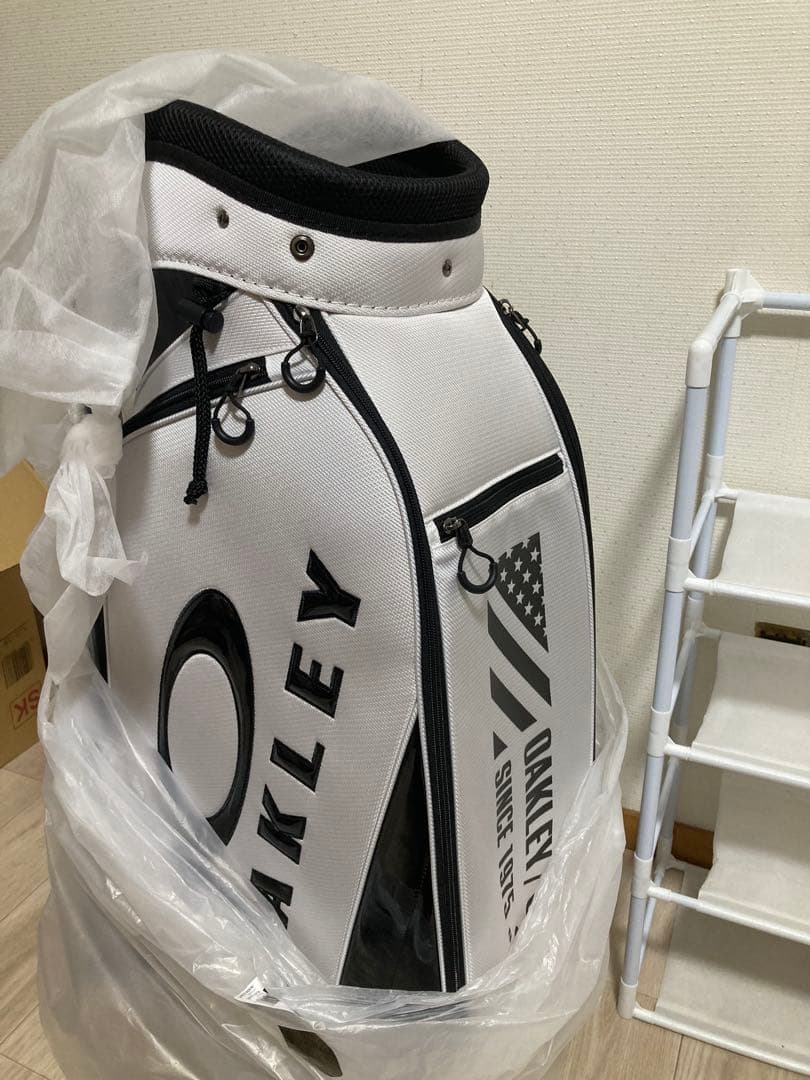 OAKLEY ホワイト ゴルフバッグ 9.5 6way