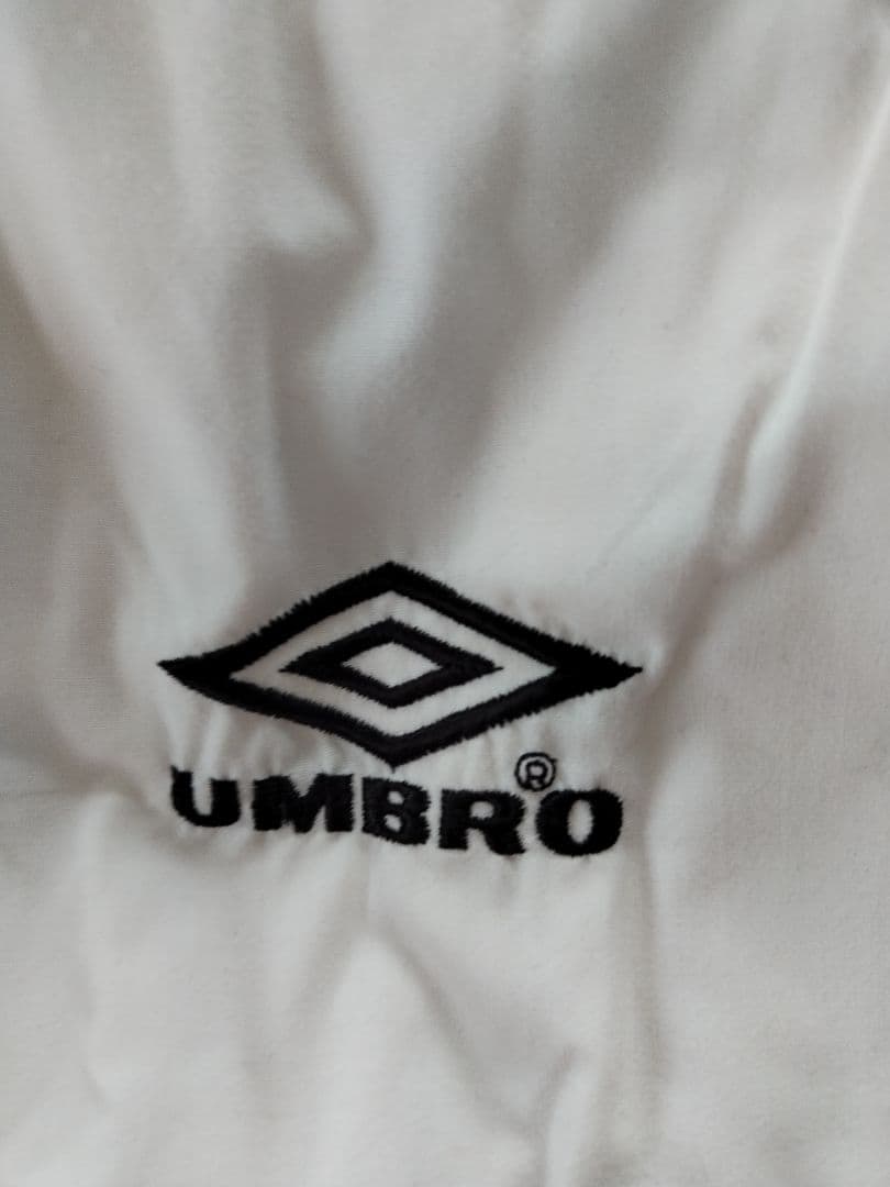 Umbro マンチェスターU ビステ・ウィンドブレーカー セット 黒/白/赤