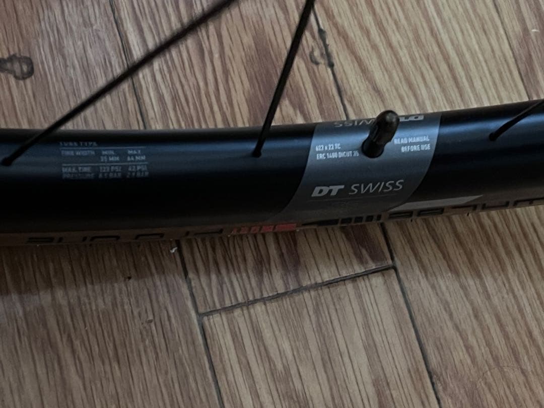 DT SWISS ERC 1400 Dicut 35 ホイールセット 新車外し