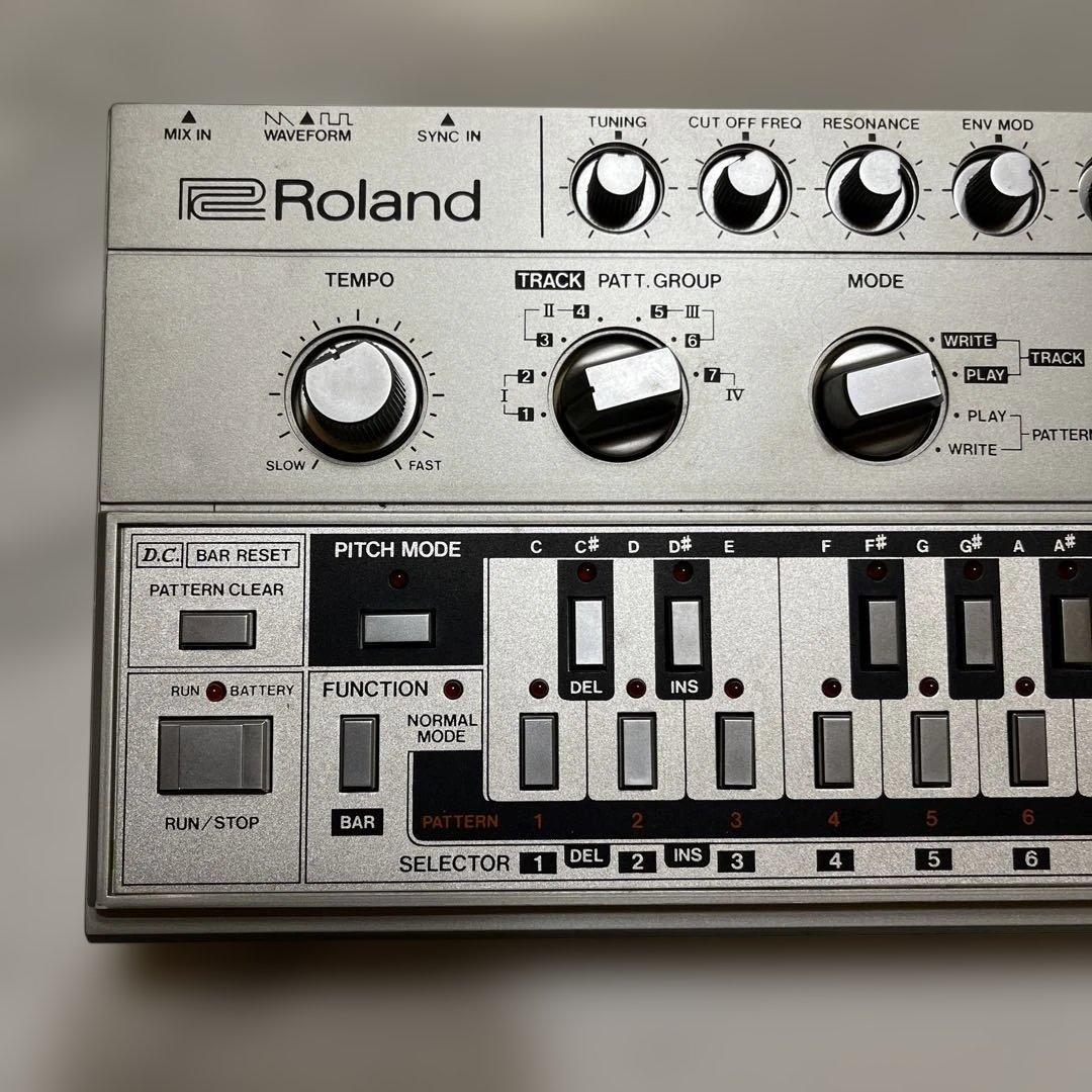 Roland Bass Line TB-303 ローランド　ベースライン