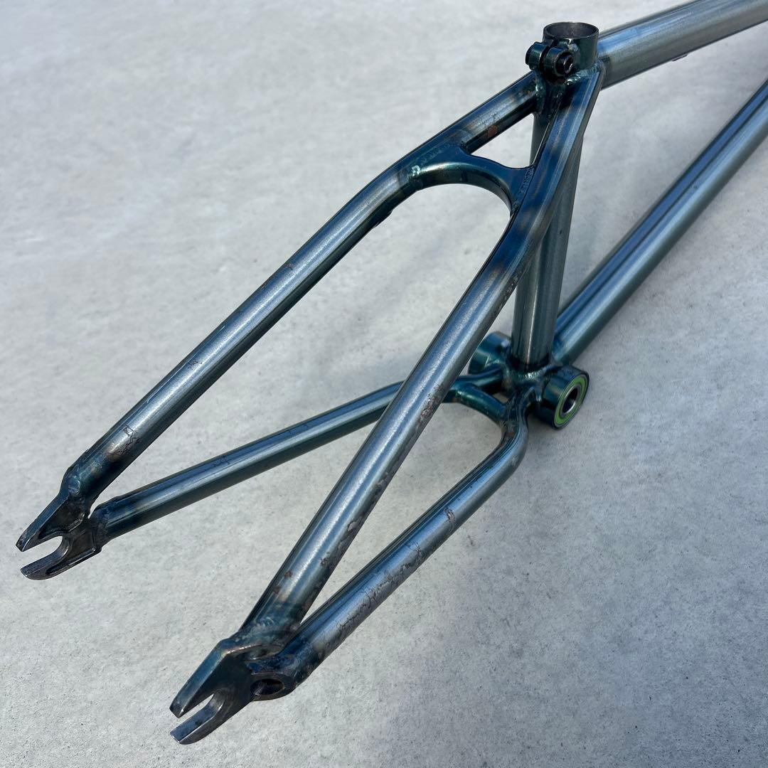 自転車本体 KINK TACTIC FRAME/ BMX