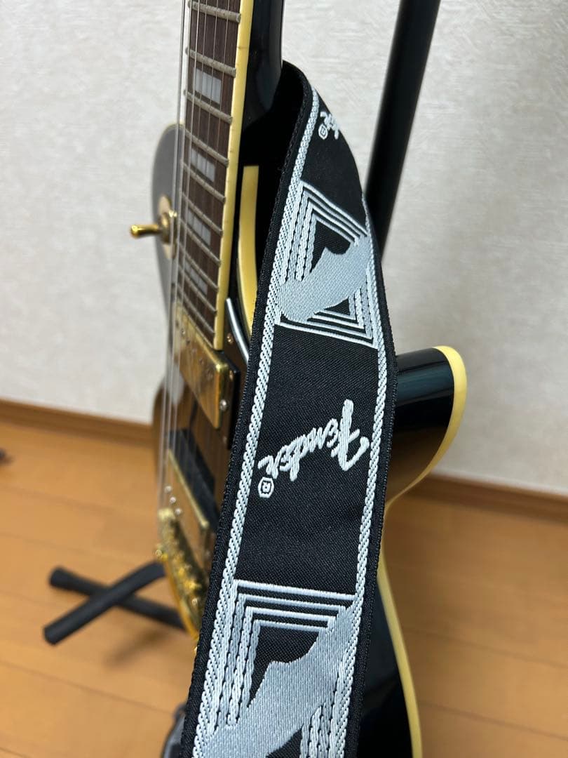 Epiphone（エピフォン）レスポールカスタム ブラック ぼっちちゃん仕様
