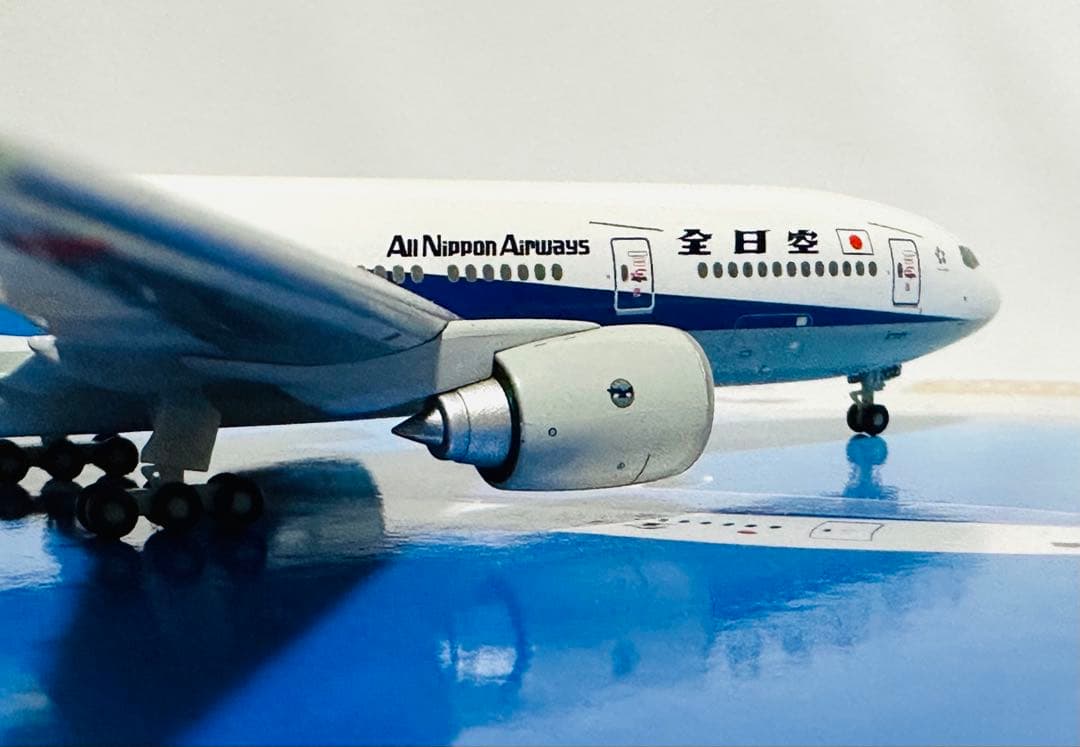 1/400 ANA 777-200 全日空商事 NH40023