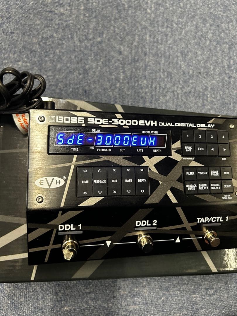 新品同様！BOSS SDE-3000 EVH ボス デジタルディレイ
