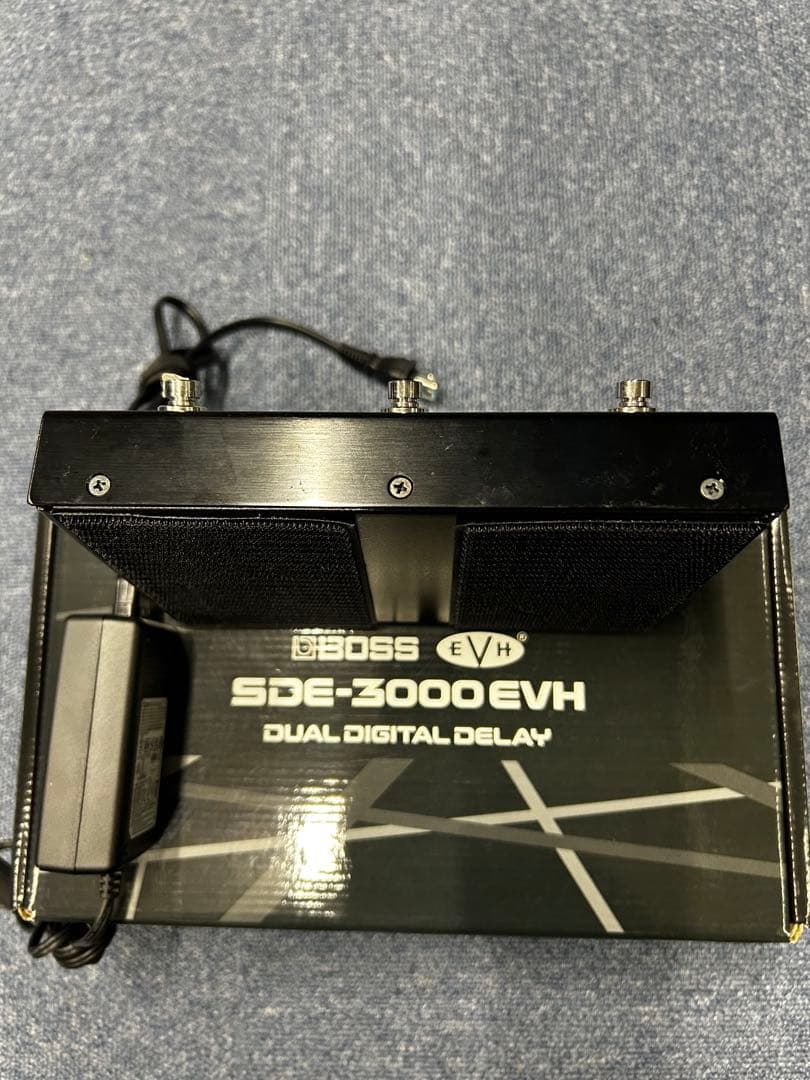 新品同様！BOSS SDE-3000 EVH ボス デジタルディレイ