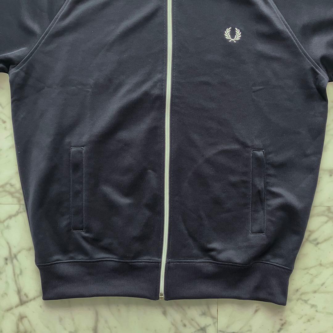 【美品】FRED PERRY トラックジャケット ネイビー ポルトガル製 Ｍ