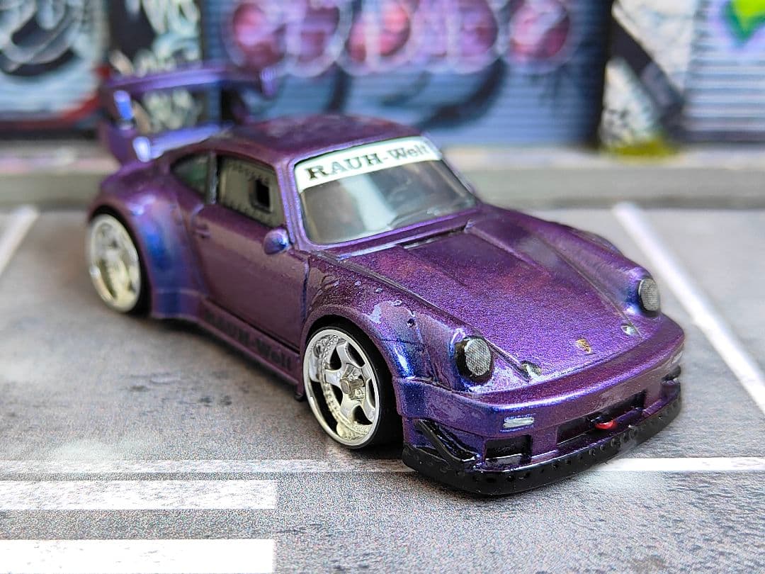 ホットウィールカスタム ポルシェ RWB マジョーラ紫 ✩深リム☆トミカ改造