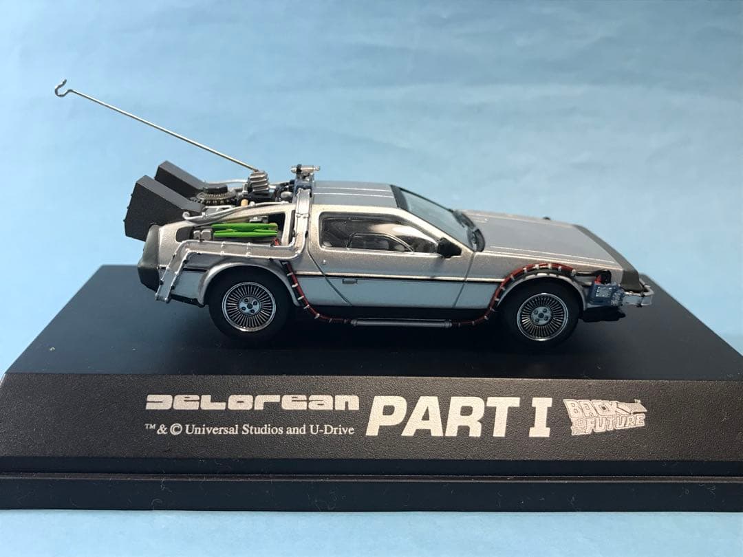 アオシマ スカイネット　バックトゥザフューチャー　デロリアン　1/43ミニカー