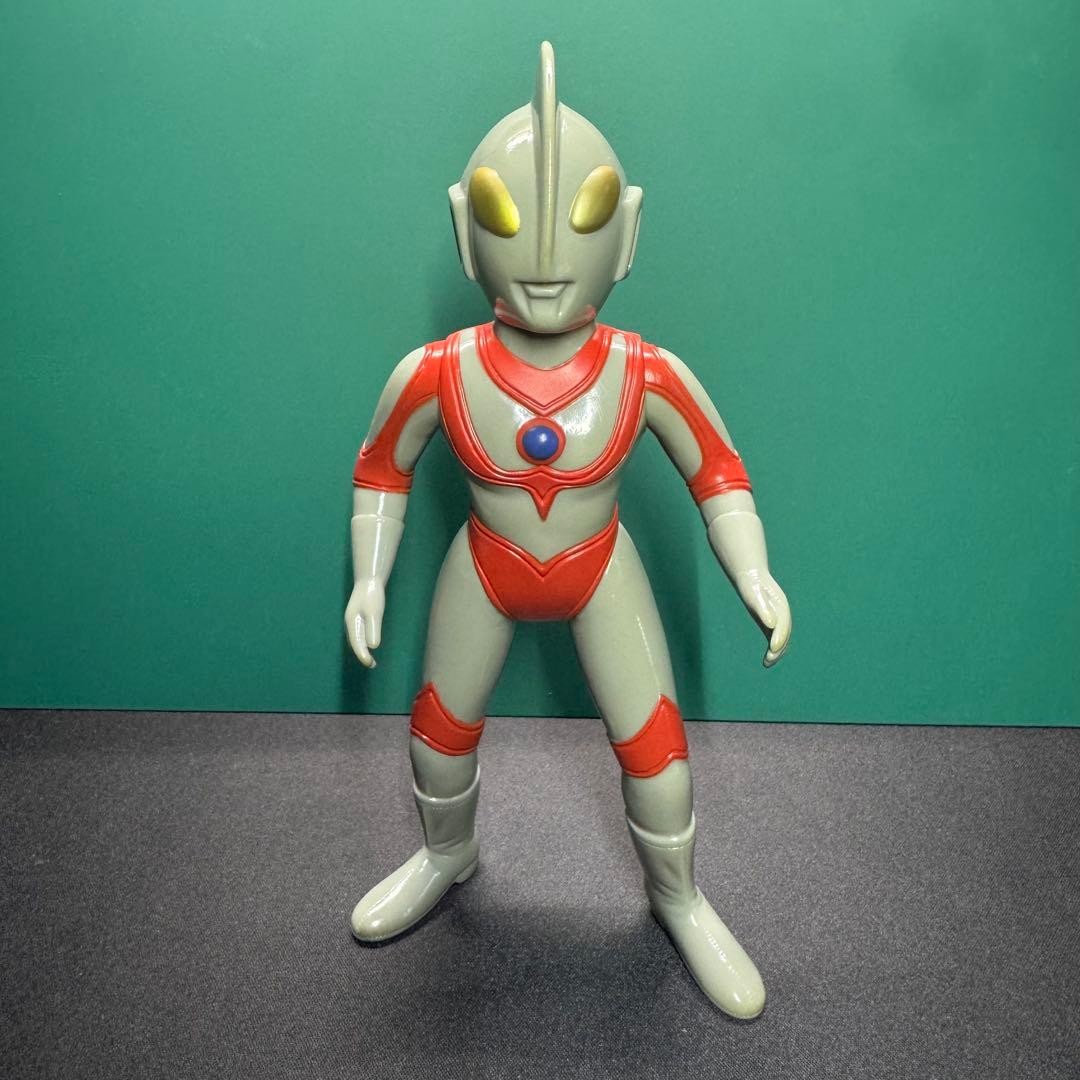 送料込み 帰ってきたウルトラマン ソフビ ブルマァク 円谷プロ バンダイ