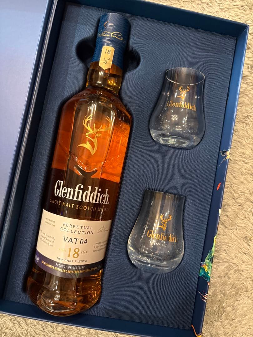 しろ　Glenfiddich グレンフィディック　18年　バランタイン21