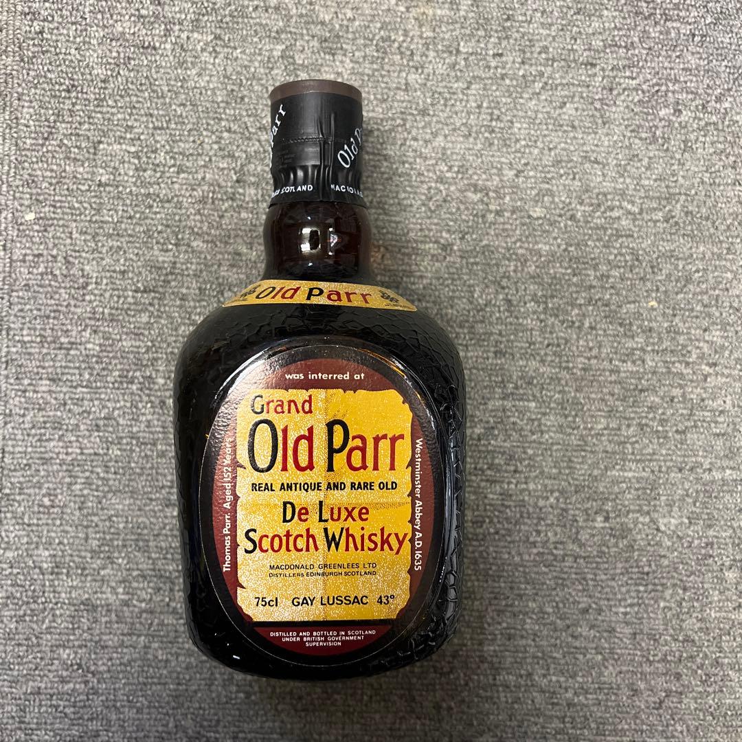 ウイスキー GRAND Old parr DELUXE aged 152 years