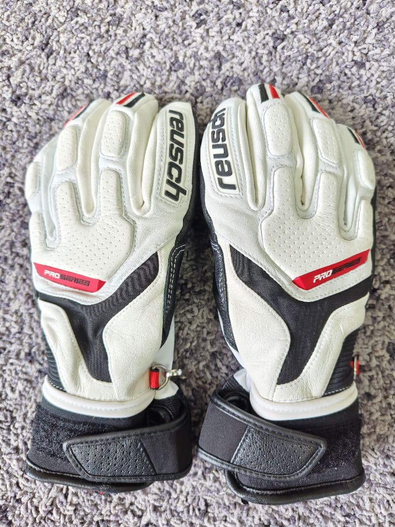 reusch PRO SERIES スキー・スノーボードグローブ