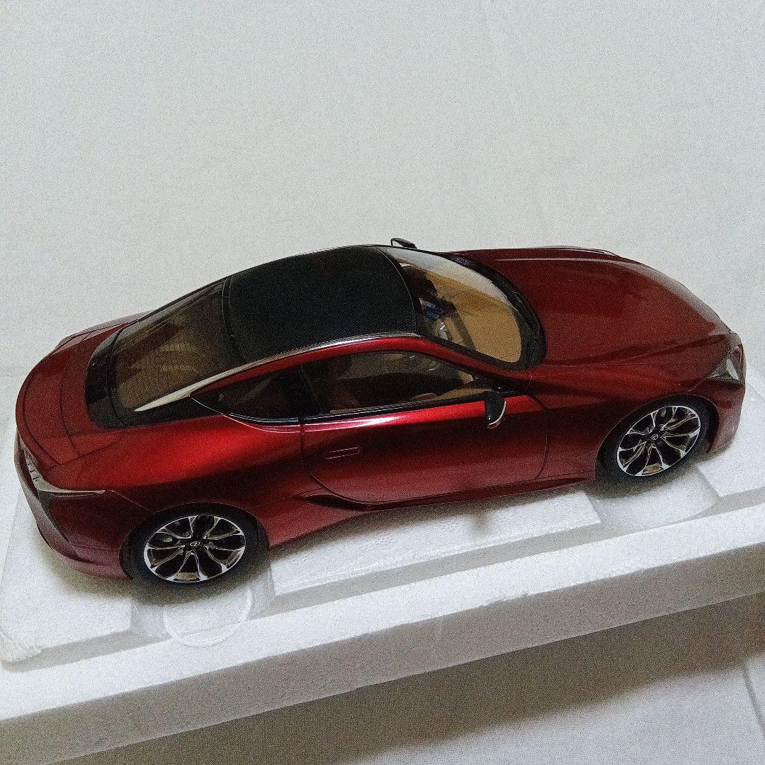 オートアート1/18 LEXUS LC500