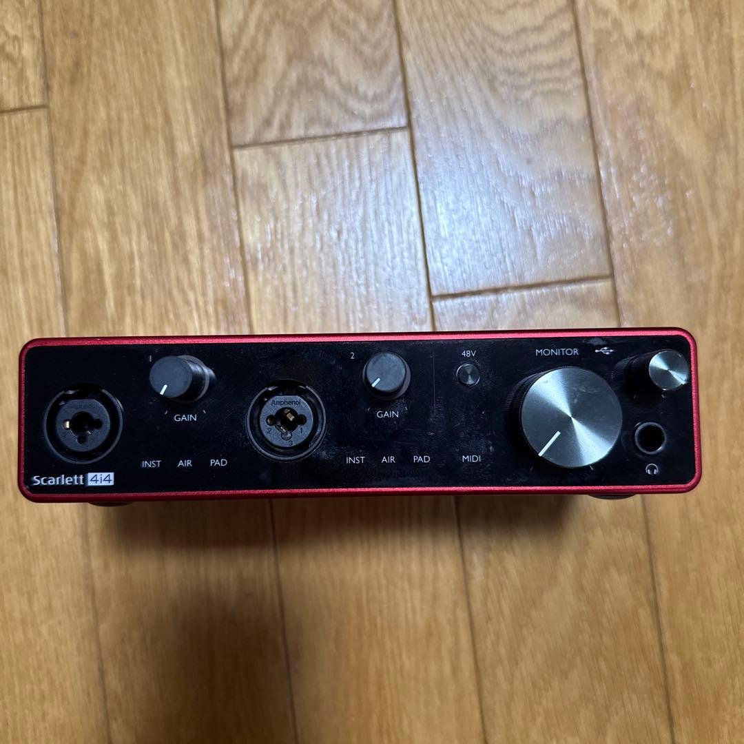 Focusrite Scarlett 4i4 3rd Gen 第3世代