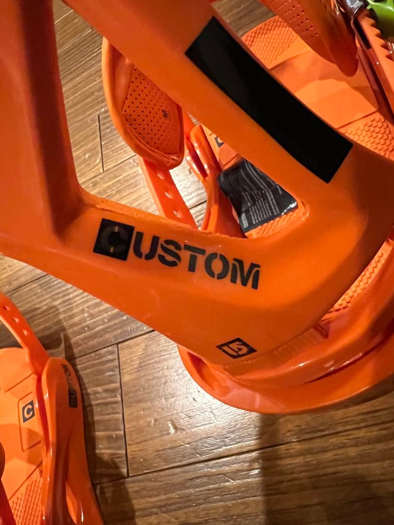 【訳あり】Burton CUSTOM ビンディング　M オレンジ