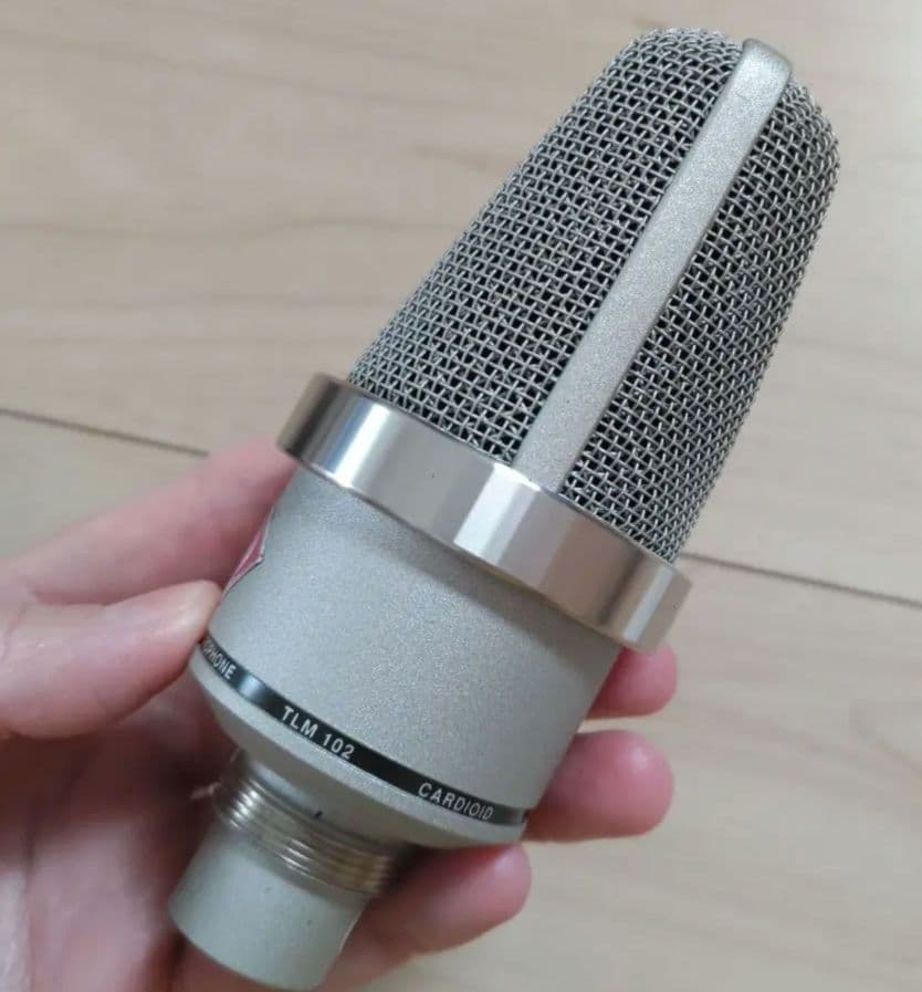 ノイマン Neumann TLM 102 コンデンサーマイク