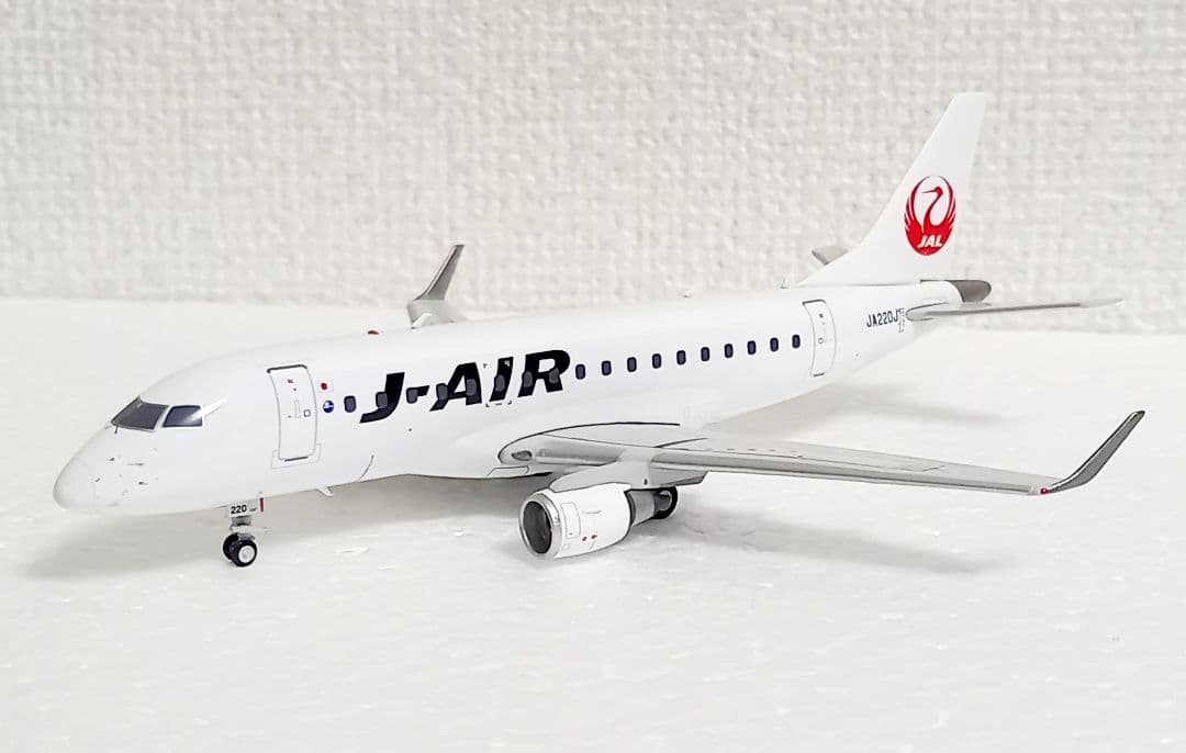 JCWings製 1/200 J-AIR EMBRAER E170 JA220J