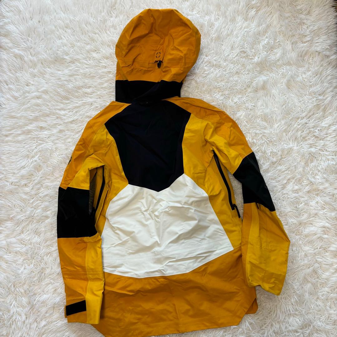 ピークパフォーマンス セットアップ vertical gore Tex pro