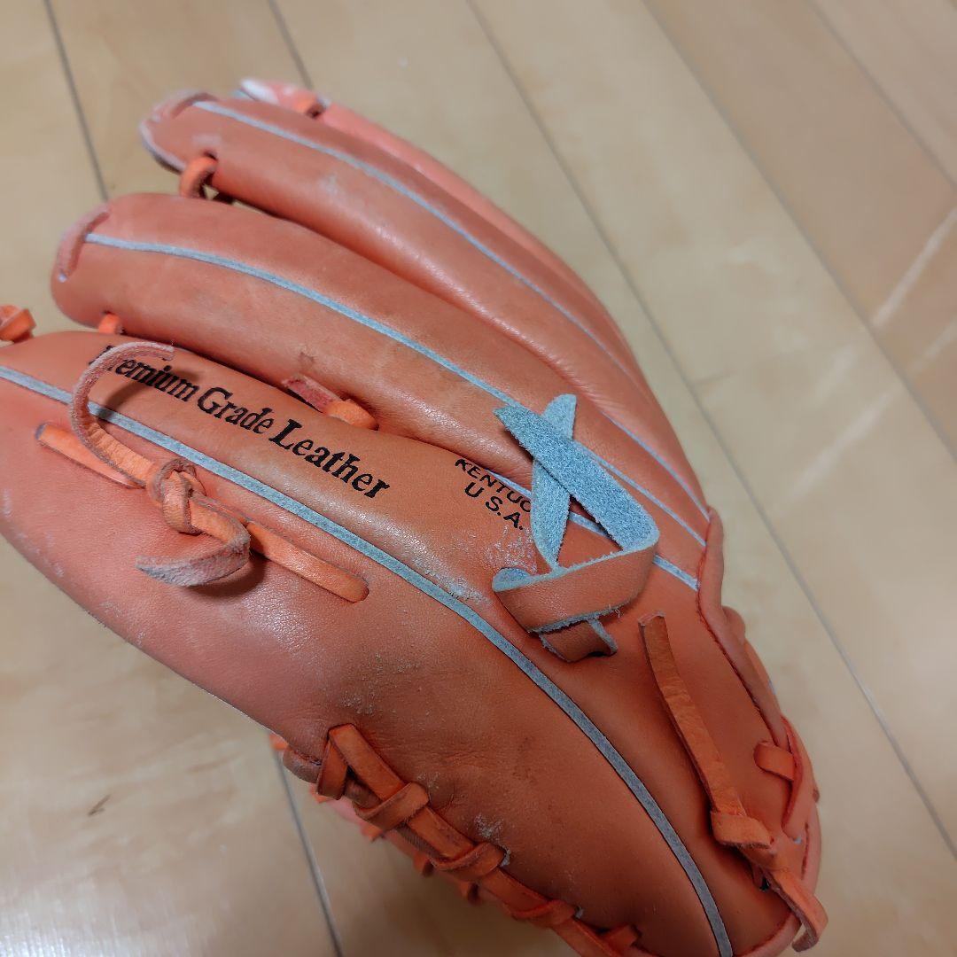 グローブ　ルイスビルスラッガー　Louisville Slugger TPX