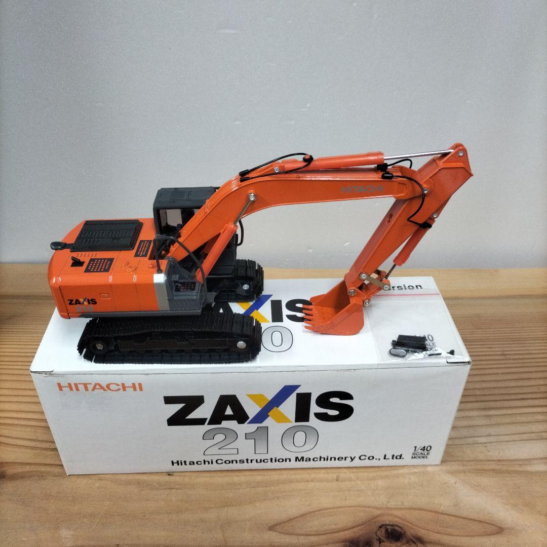 新品、未使用　HITACHI　ZAXIS 210 1/40 パワーショベル