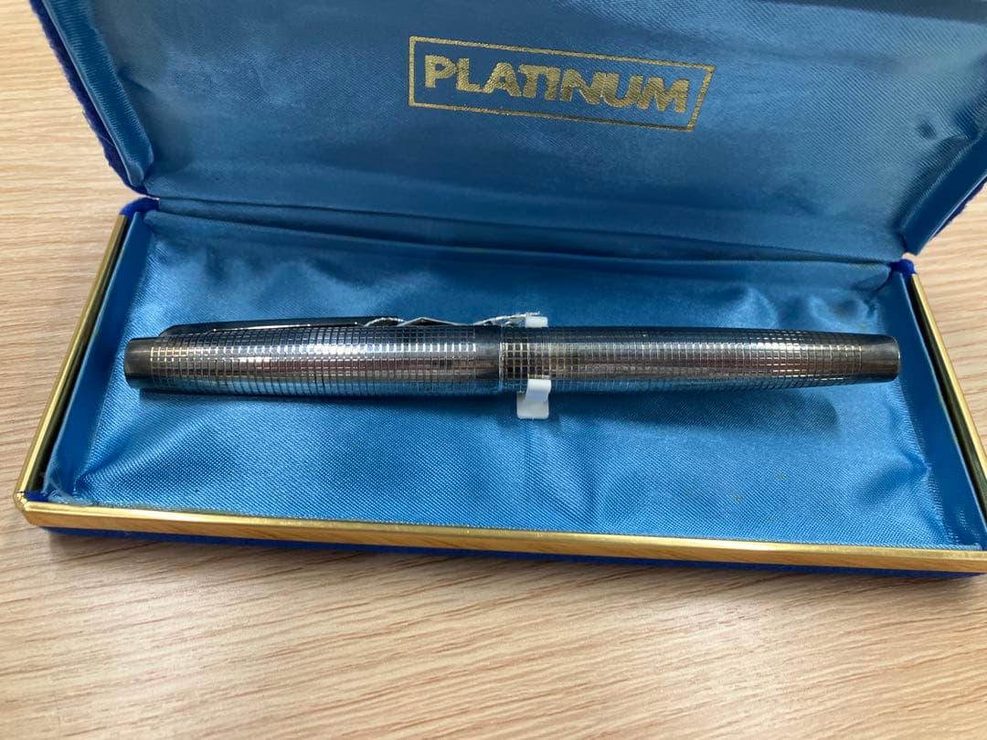 PLATINUM 万年筆 K14WG 専用ケース付き