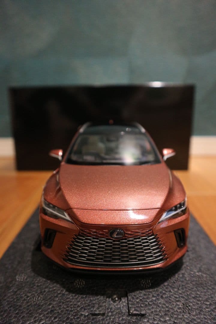 Lexus RX ソニックカッパー ミニカー 1/18