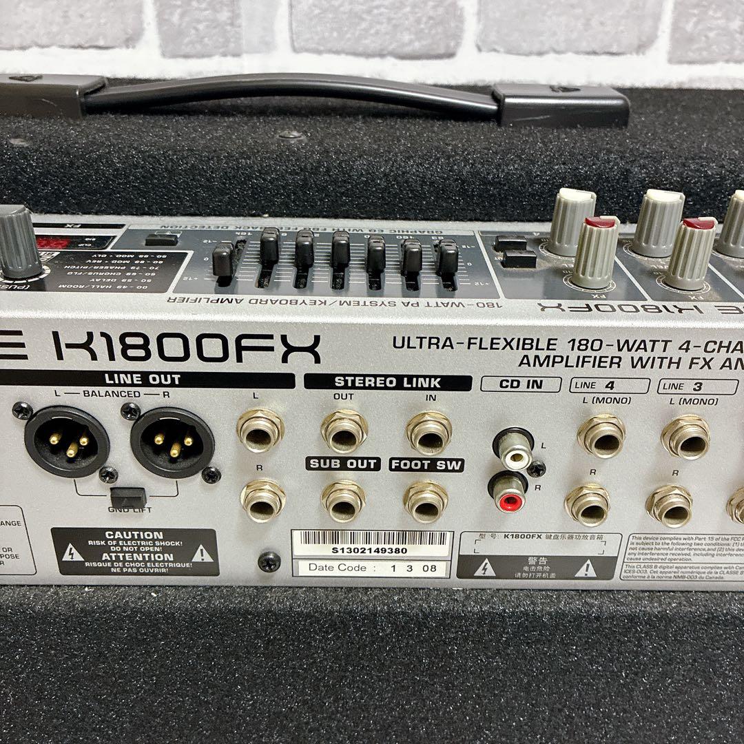 BEHRINGER ULTRATONE K1800FXキーボードアンプ 4ch