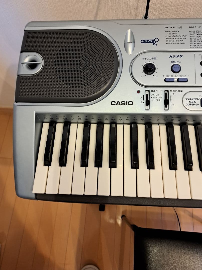 CASIO 61鍵盤 電子オルガン スタンド　譜面タテ　ACアダプタ　椅子付き