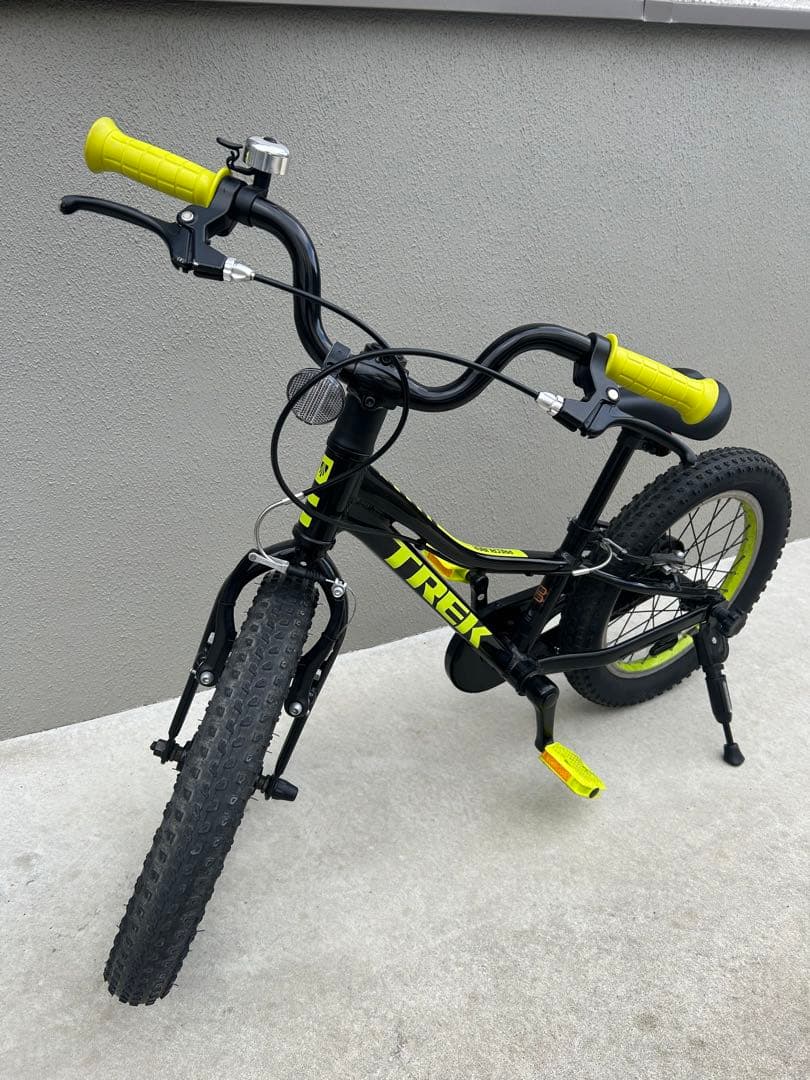 トレック　子供用自転車　黒/黄緑　Trek Precaliber 16
