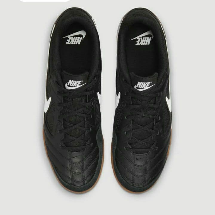 新品・未使用 NIKE GATO 25.0cm