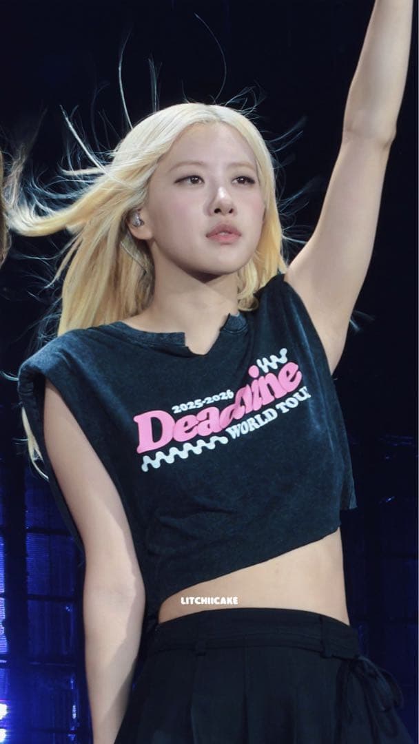 BLACKPINK DEADLINE 公式　Tシャツ