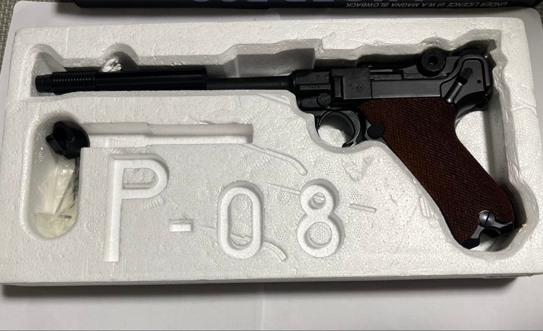 LUGER P08 Heavy Weight エアーソフトガン