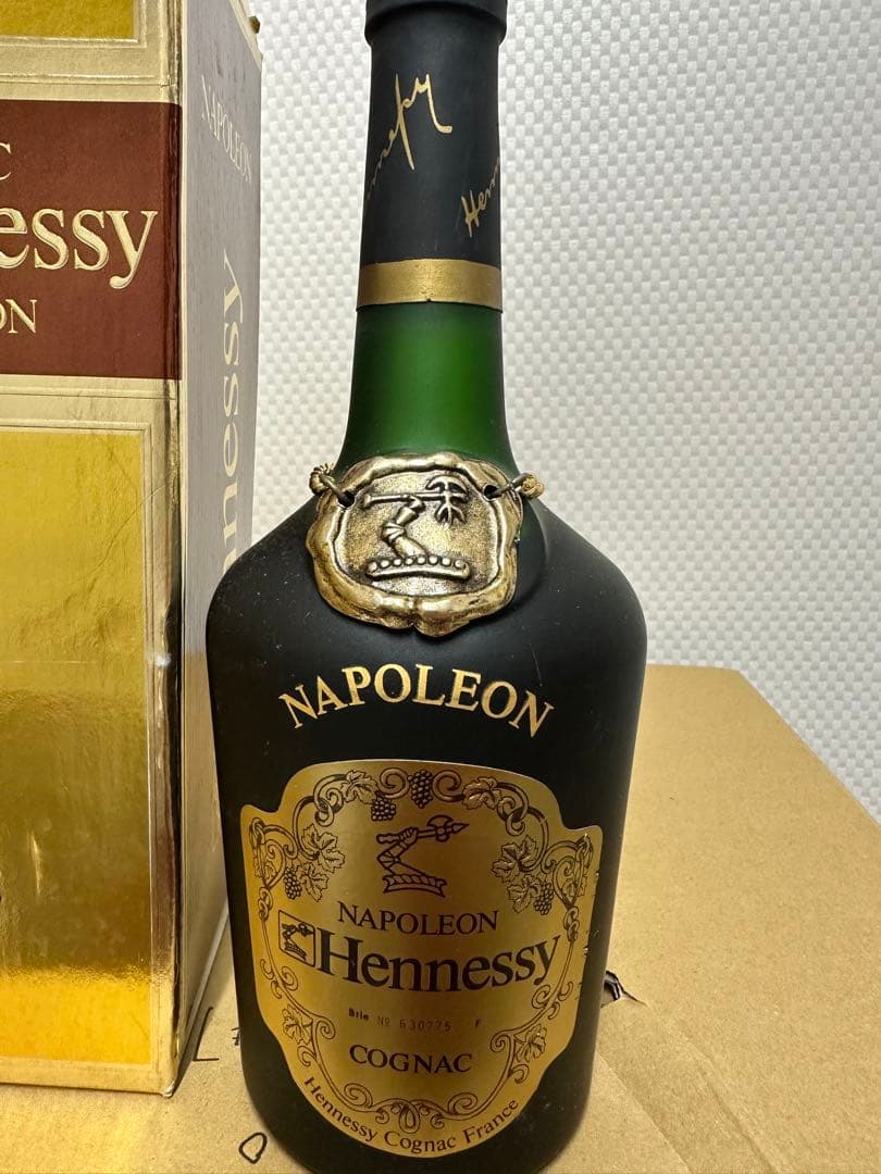 ウイスキー Hennessy Napoleon Cognac