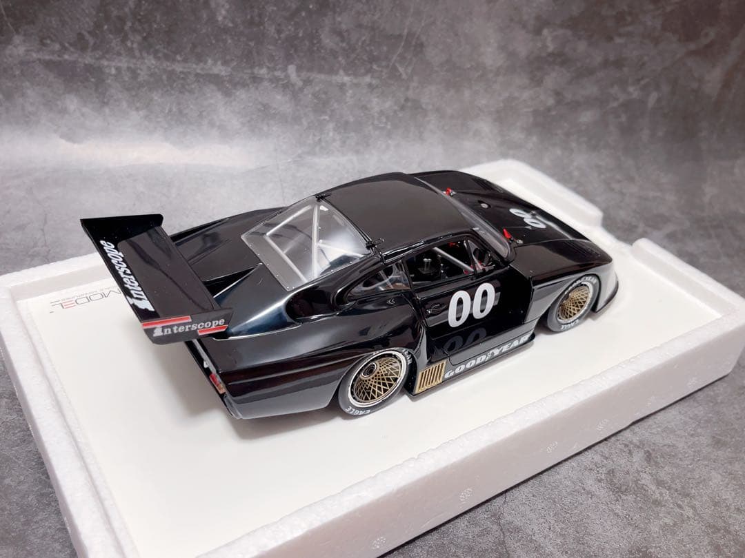 TSM 1/18 ポルシェ 1980 Porsche 935 K4 #00
