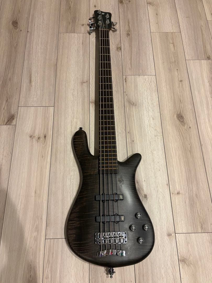 ベース Warwick Streamer LX 5