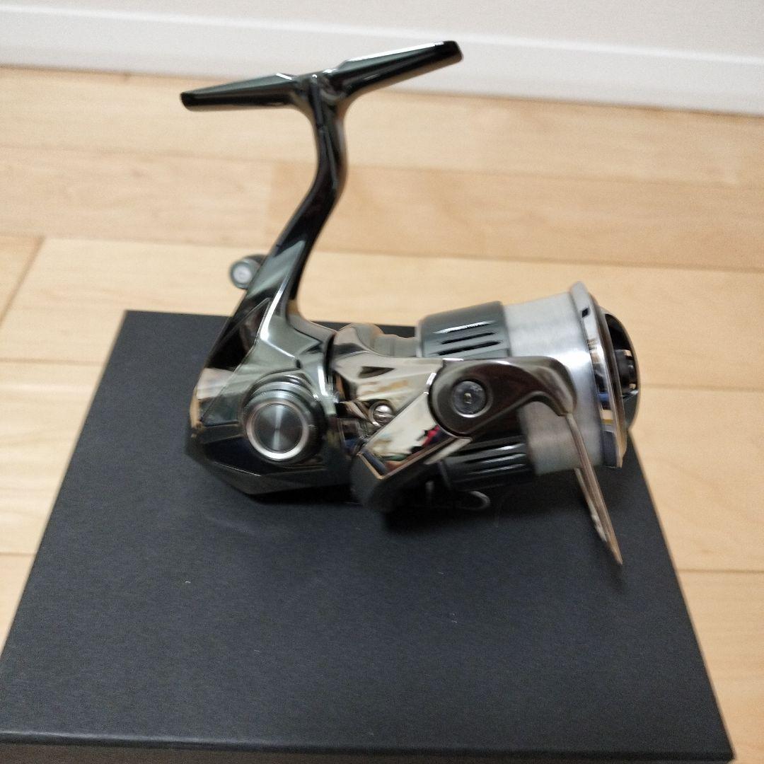 SHIMANO 22STELLA C2000S スピニングリール