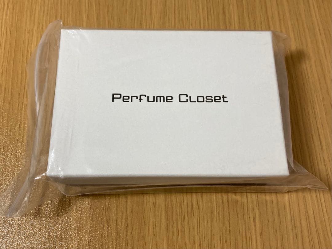 Perfume Closet P-DOT カードホルダー ベージュ