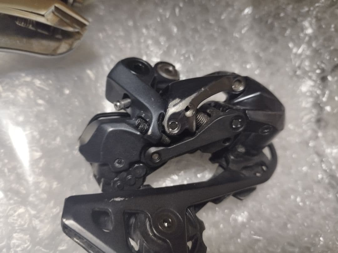 SHIMANO ULTEGRA R8050 Di2 コンポーネントセット