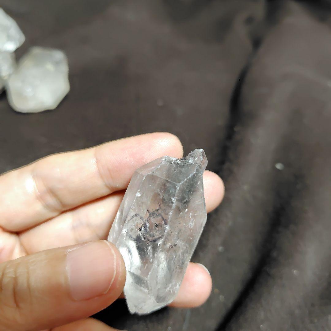 専用❤水入り水晶16個、黒砂あり、気泡あり、多彩