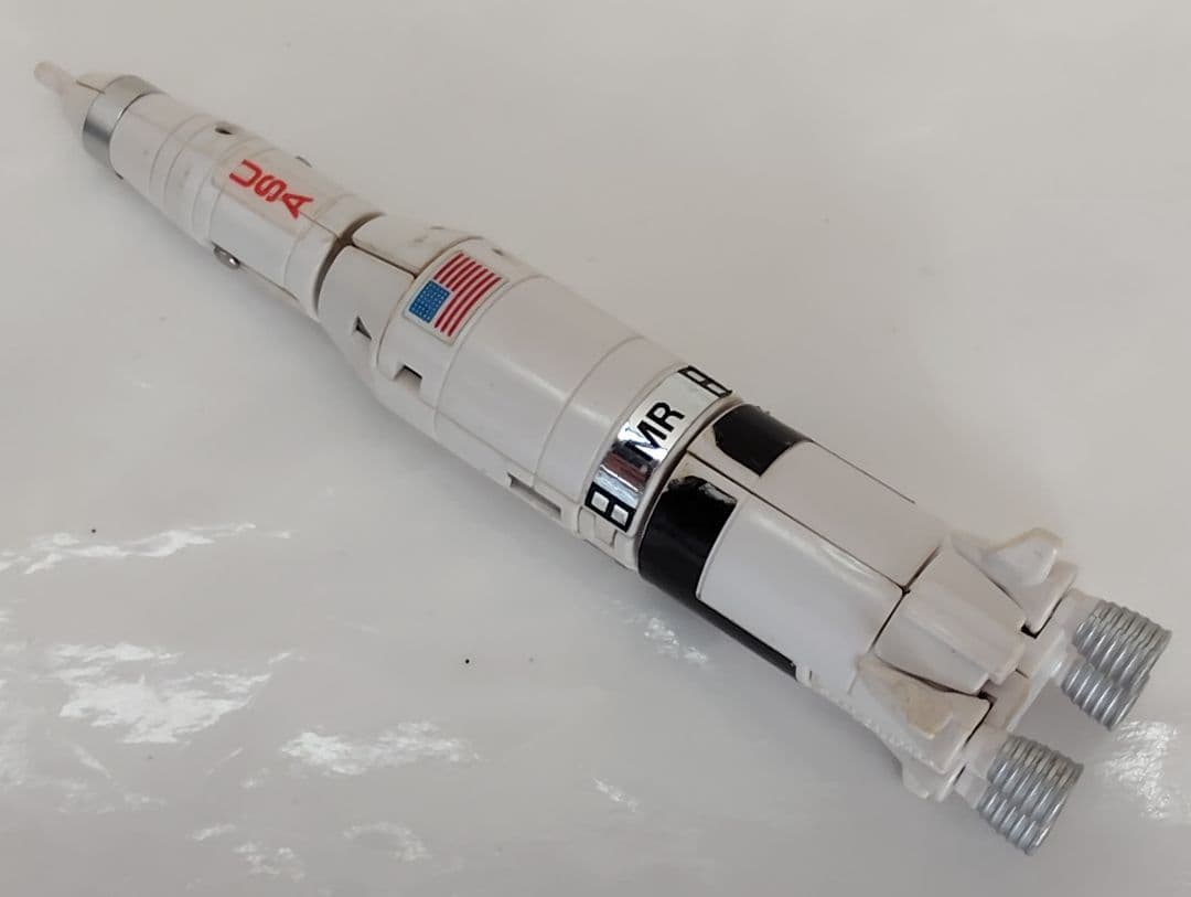 希少品 マシンロボ MR-53 アポロロボ サターン５型ロケット BANDAI