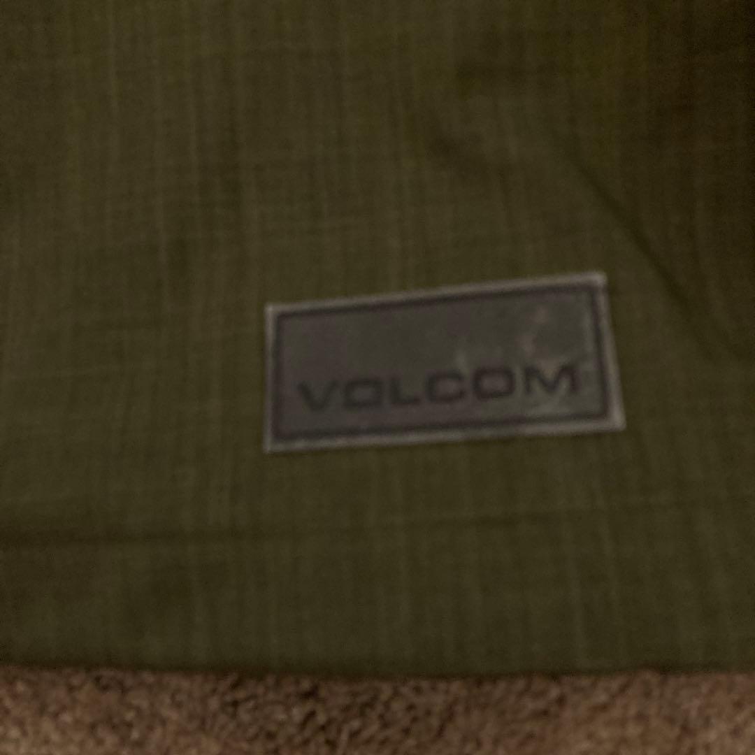 〈美品〉おまけつきVolcom ボルコム スノーボードジャケット スノボ カーキ