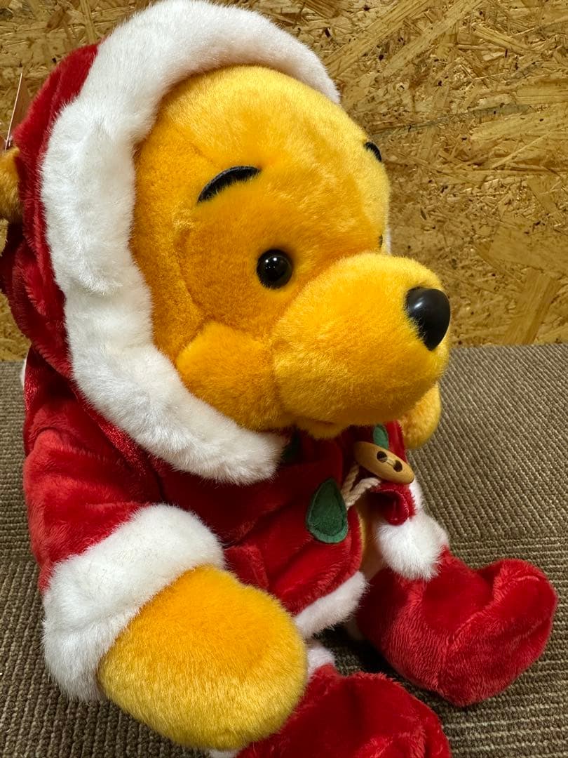 くまのプーさん　ぬいぐるみ　ディズニー　クリスマス　ディズニーストア