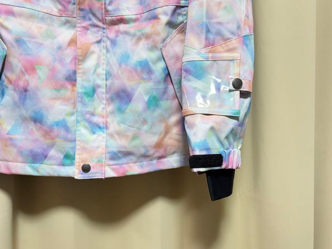 美品！スノーボード　スキーウェア上下セット　Sサイズ