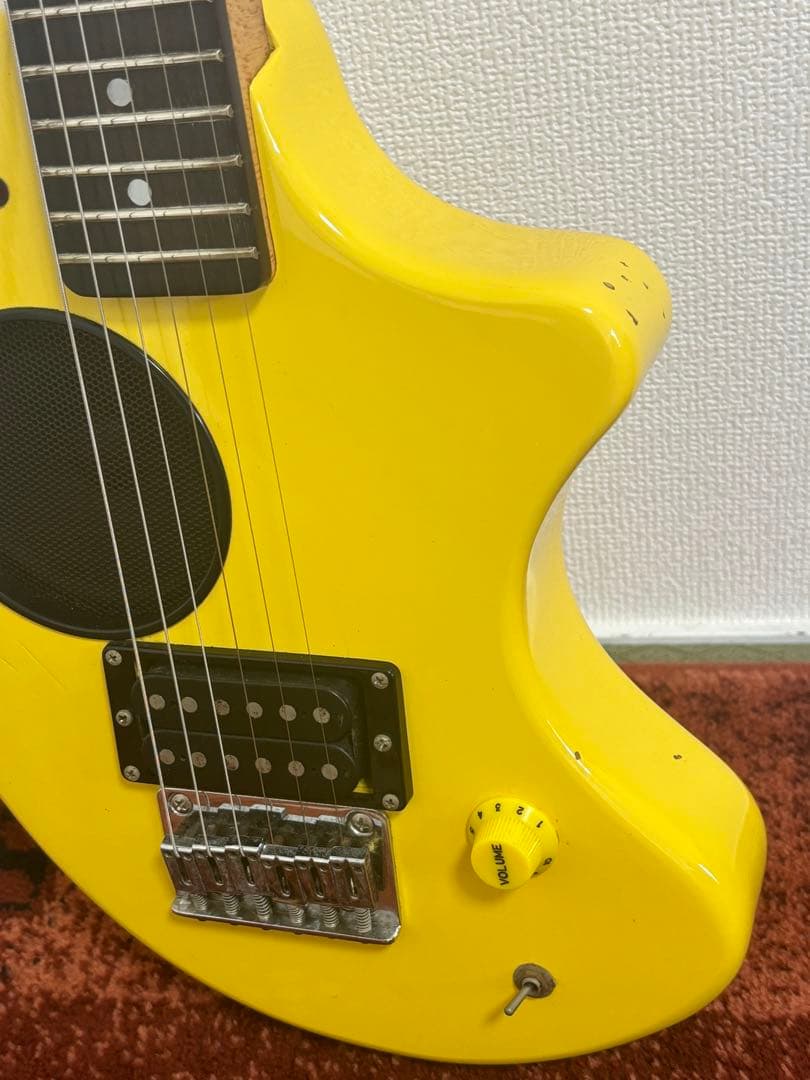 FERNANDES ZO-3 イエロー アンプ内蔵エレキギター